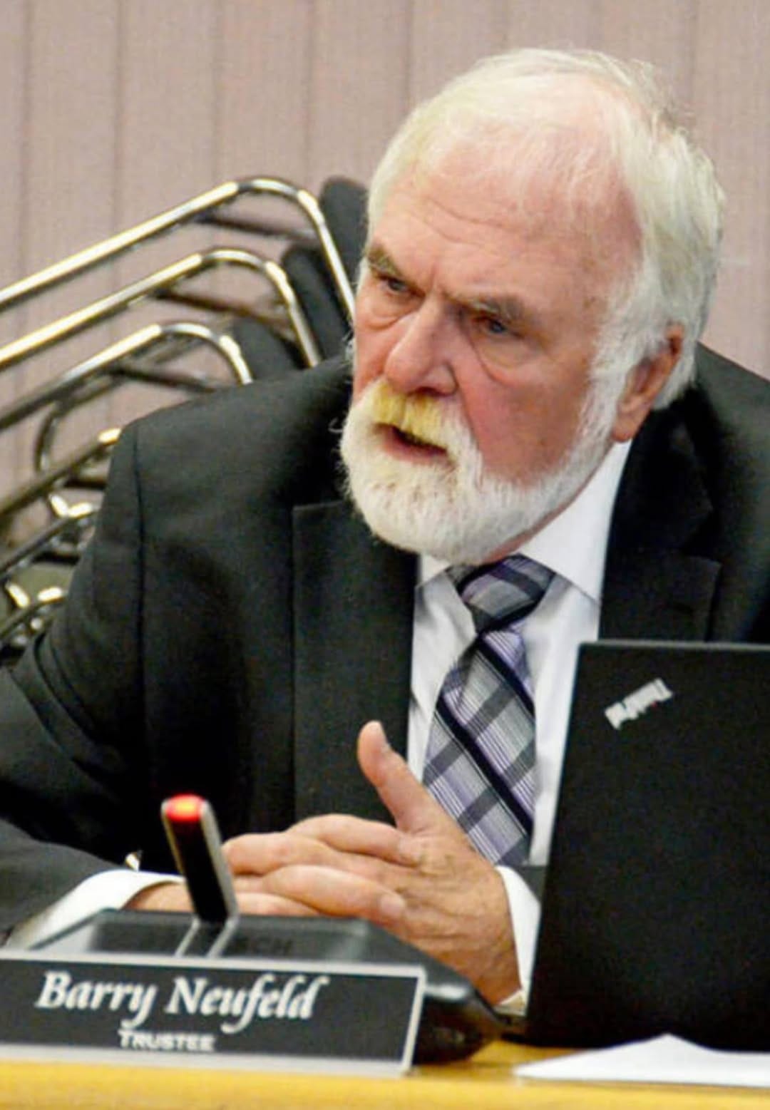 That time when former school trustee Barry Neufeld called people the 'R ...