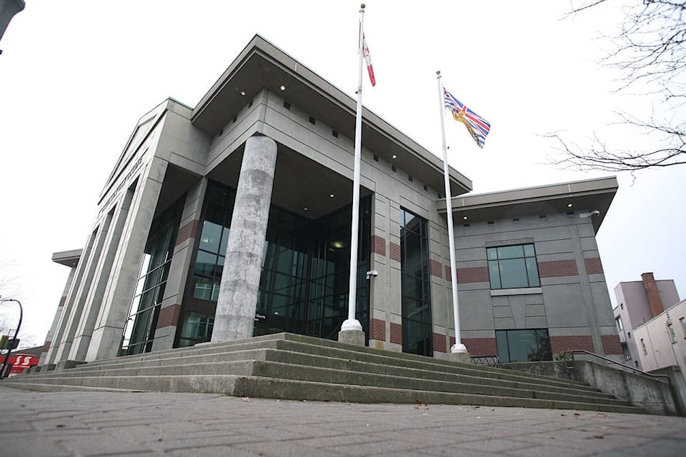 Firearms trial with connections to alleged anti-government militia, to ...